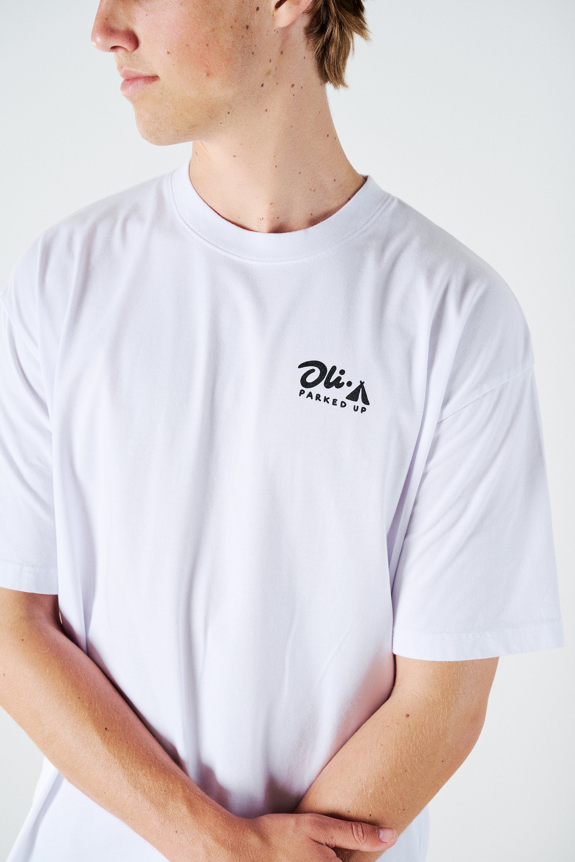 Camping Back Print T - White – Oli.