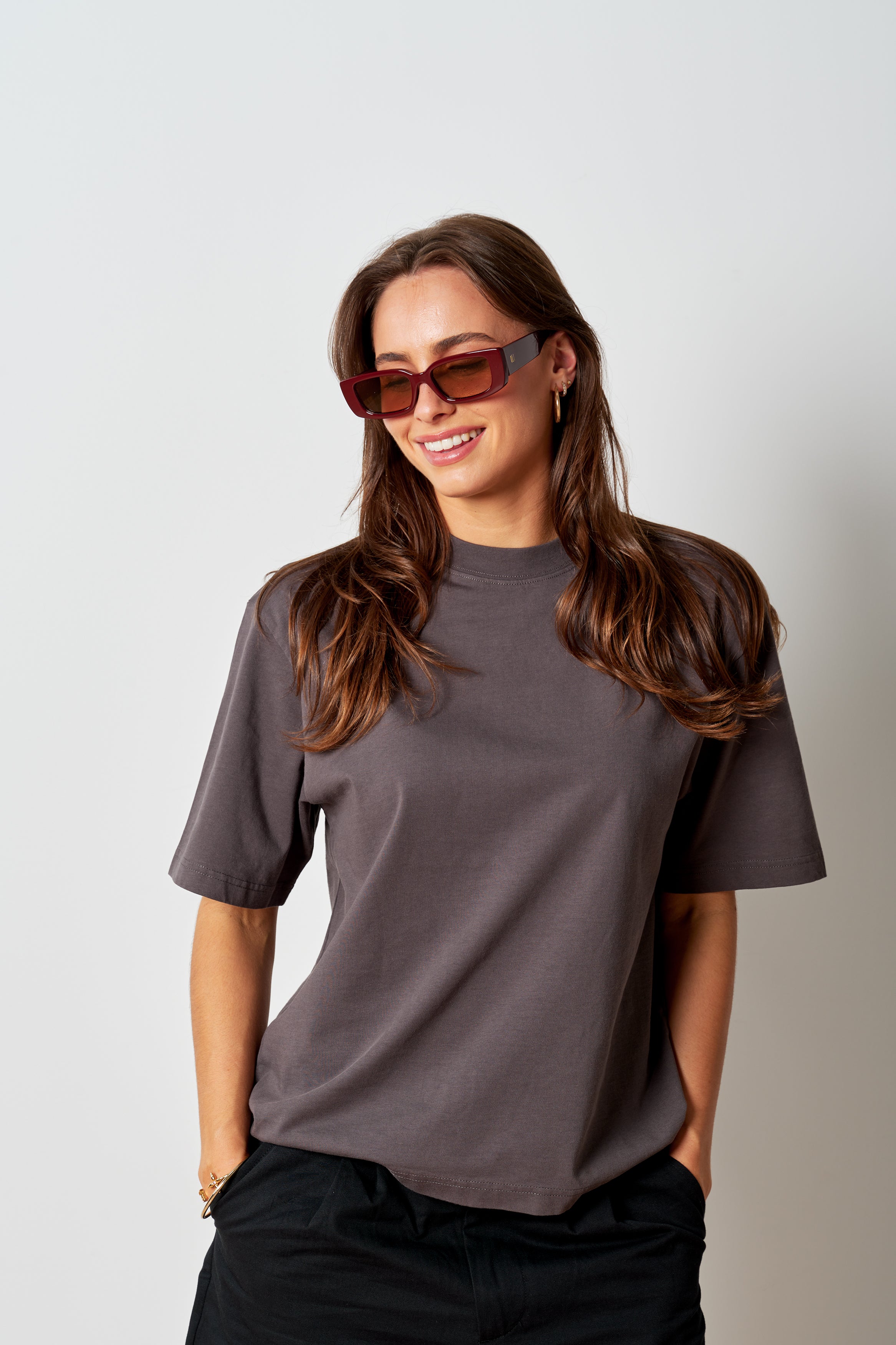 Phoebie Frame - Cherry – Oli.